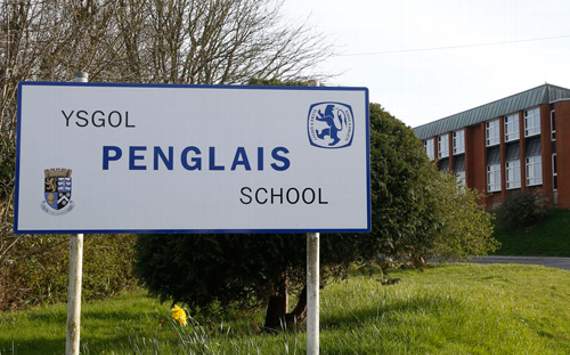 Penglais School Logo
