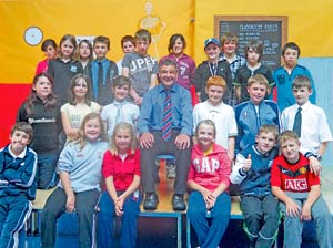 School says farewell to well-loved teacher | theforestreview.co.uk