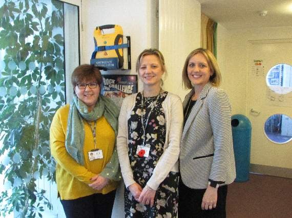 Defibrillator ready for use at Liss Junior School | petersfieldpost.co.uk