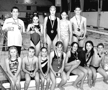 Dolphins’ junior swimmers No.1 for another year | tenby-today.co.uk